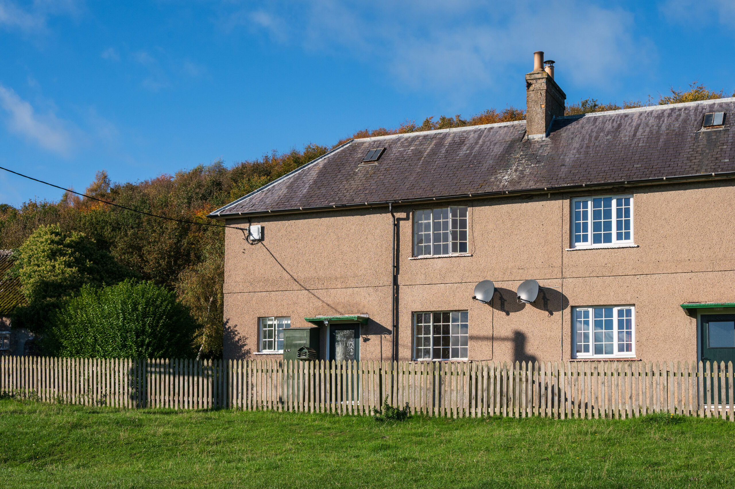 1 Springhall Farm Cottages - FBR Seed